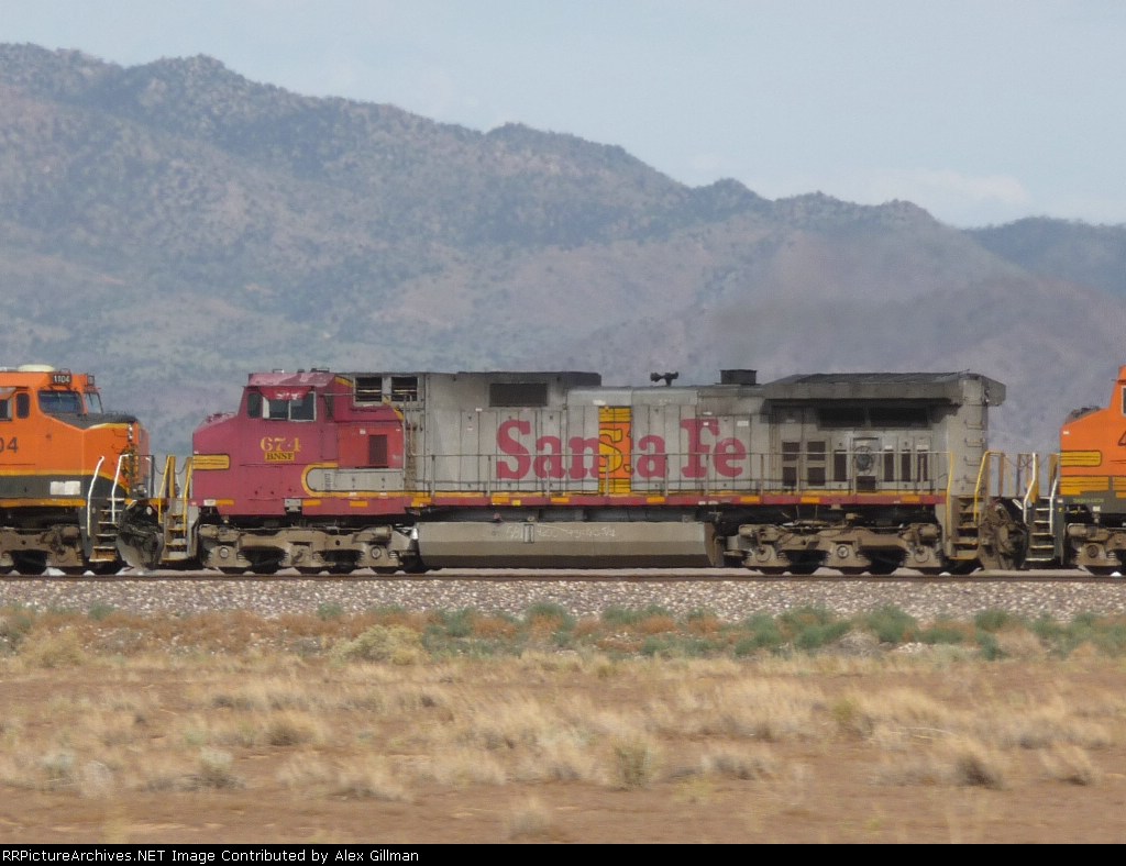 BNSF 674 Eastbound